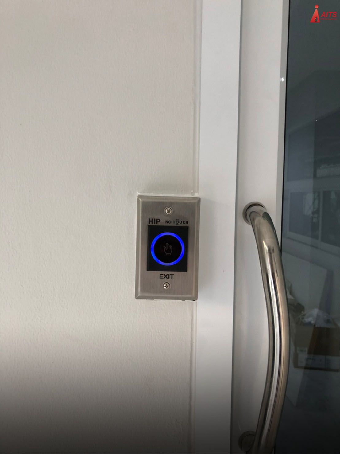 ติดตั้ง access control แบบสแกนนิ้วและแตะบัตรพลาสติก - AITSCCTV