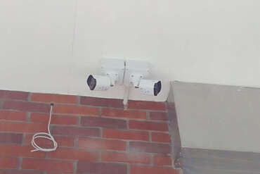 ออกแบบและรับติดตั้งระบบควบคุมประตู Access control - AITSCCTV